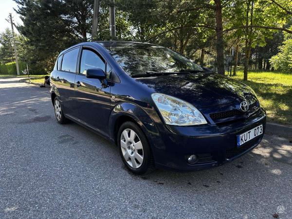 Zils Toyota Corolla Verso 2006 Viļņa, ar dzinēja tilpumu 0.00 L un nobraukumu 275 tūkst. km par 2700 €, foto 3 vietnē AUTOMOTO.COM.LV