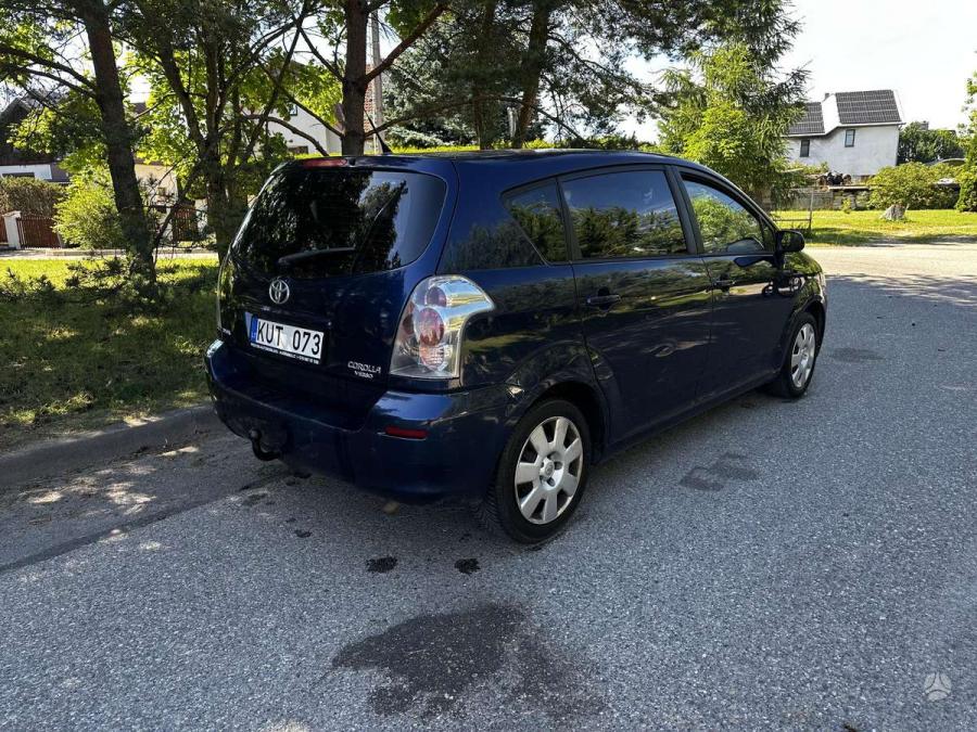 Zils Toyota Corolla Verso 2006 Viļņa, ar dzinēja tilpumu 0.00 L un nobraukumu 275 tūkst. km par 2700 €, foto 6 vietnē AUTOMOTO.COM.LV