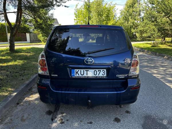 Zils Toyota Corolla Verso 2006 Viļņa, ar dzinēja tilpumu 0.00 L un nobraukumu 275 tūkst. km par 2700 €, foto 6 vietnē AUTOMOTO.COM.LV