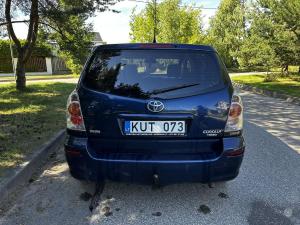 Zils Toyota Corolla Verso 2006 Viļņa, ar dzinēja tilpumu 0.00 L un nobraukumu 275 tūkst. km par 2700 €, foto 7 vietnē AUTOMOTO.COM.LV