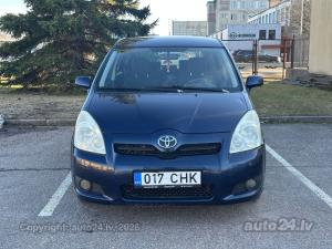 Zils Toyota Corolla Verso 2007 Tallina, ar dzinēja tilpumu 2.20 L un nobraukumu 302 tūkst. km par 1799 €, foto 3 vietnē AUTOMOTO.COM.LV
