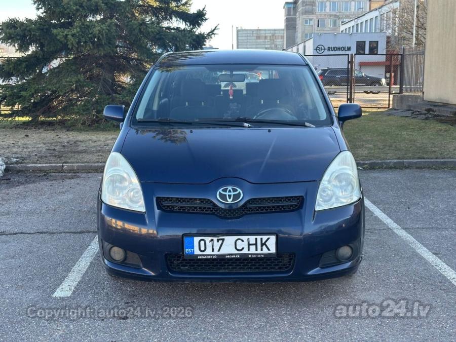 Zils Toyota Corolla Verso 2007 Tallina, ar dzinēja tilpumu 2.20 L un nobraukumu 302 tūkst. km par 1799 €, foto 3 vietnē AUTOMOTO.COM.LV