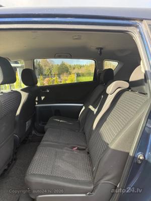 Zils Toyota Corolla Verso 2007 Tallina, ar dzinēja tilpumu 2.00 L un nobraukumu 365 tūkst. km par 1599 €, foto 9 vietnē AUTOMOTO.COM.LV