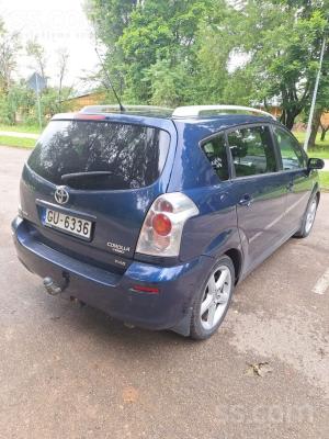 Zils Toyota Corolla Verso 2007 Daugavpils, ar dzinēja tilpumu 2.20 L un nobraukumu 495 tūkst. km par 1800 €, foto 3 vietnē AUTOMOTO.COM.LV