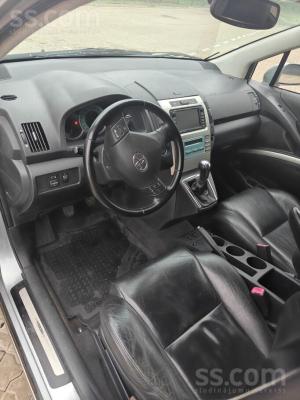 Zils Toyota Corolla Verso 2008 Rīga, ar dzinēja tilpumu 2.20 L un nobraukumu 305 tūkst. km par 1000 €, foto 8 vietnē AUTOMOTO.COM.LV