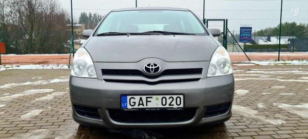 Brūns Toyota Corolla Verso 2006 Viļņa, ar dzinēja tilpumu 2.23 L un nobraukumu 218 tūkst. km par 1850 €, foto 5 vietnē AUTOMOTO.COM.LV