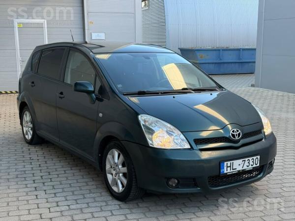 Zaļš Toyota Corolla Verso 2006 Rīga, ar dzinēja tilpumu 2.20 L un nobraukumu 370 tūkst. km par 1350 €, foto 4 vietnē AUTOMOTO.COM.LV