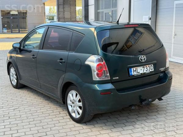 Zaļš Toyota Corolla Verso 2006 Rīga, ar dzinēja tilpumu 2.20 L un nobraukumu 370 tūkst. km par 1350 €, foto 7 vietnē AUTOMOTO.COM.LV