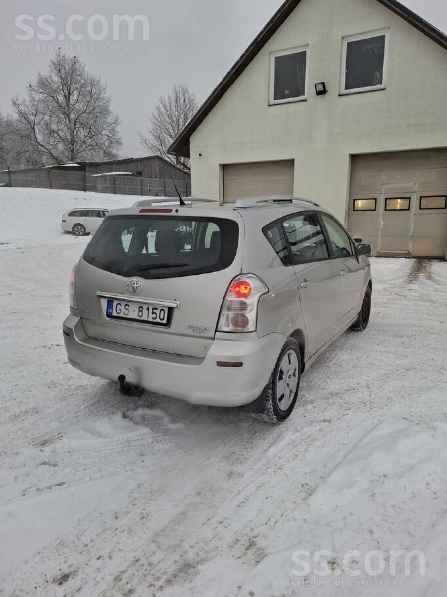 Pelēks Toyota Corolla Verso 2007 Tukums, ar dzinēja tilpumu 1.80 L un nobraukumu 0 tūkst. km par 1850 €, foto 2 vietnē AUTOMOTO.COM.LV