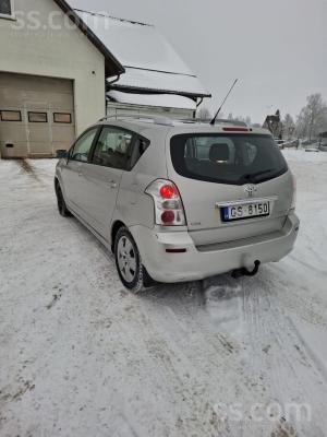 Pelēks Toyota Corolla Verso 2007 Tukums, ar dzinēja tilpumu 1.80 L un nobraukumu 0 tūkst. km par 1850 €, foto 3 vietnē AUTOMOTO.COM.LV