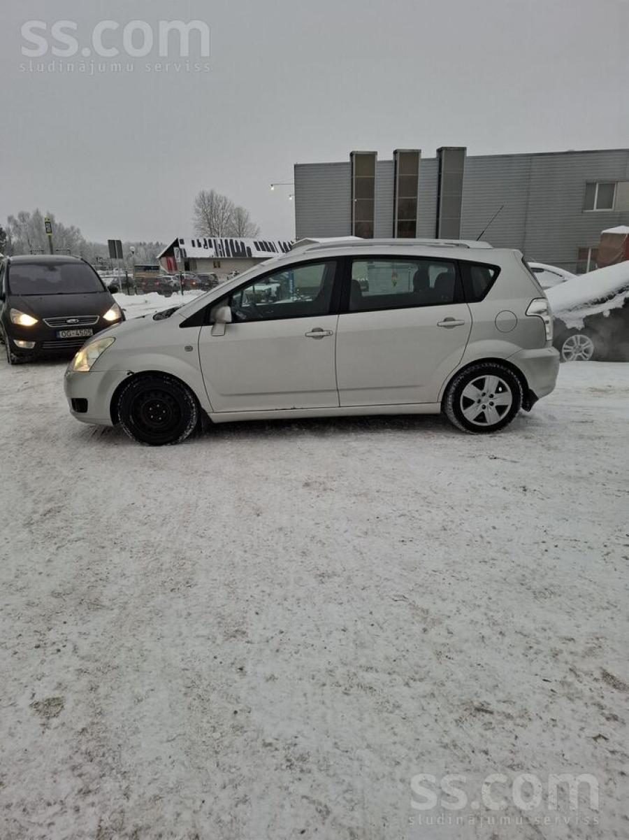 Pelēks Toyota Corolla Verso 2007 Tukums, ar dzinēja tilpumu 1.80 L un nobraukumu 0 tūkst. km par 1850 €, foto 4 vietnē AUTOMOTO.COM.LV