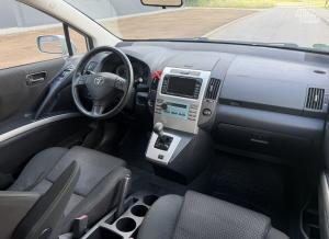 Grey Toyota Corolla Verso 2009 in Vilnius, with an engine capacity of 1.80 L and mileage of 308 thousand km for 3250 €, photo 10 on AUTOMOTO.COM.LV