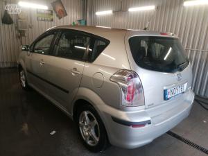 Серый Тойота Королла Версо 2006 в Шяуляй, объемом двигателя 1.80 л и пробегом 172 тыс. км за 2900 €, фото 7 на AUTOMOTO.COM.LV