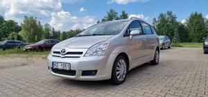 Pelēks Toyota Corolla Verso 2006 Valmiera, ar dzinēja tilpumu 2.20 L un nobraukumu 273 tūkst. km par 1600 €, foto 7 vietnē AUTOMOTO.COM.LV