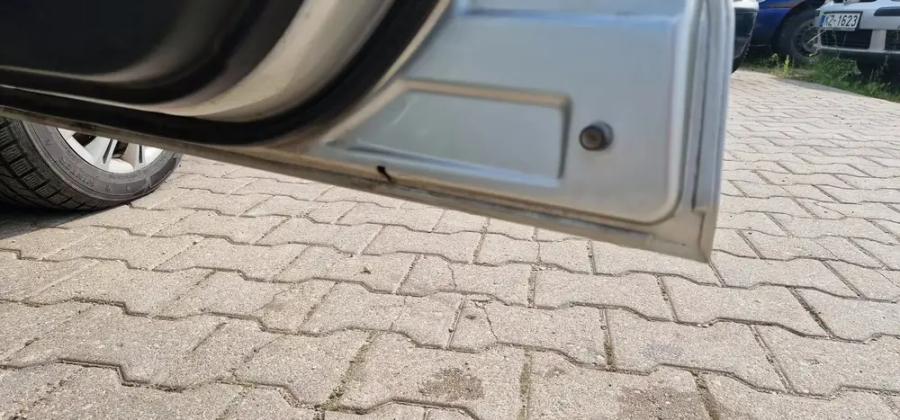 Pelēks Toyota Corolla Verso 2006 Valmiera, ar dzinēja tilpumu 2.20 L un nobraukumu 273 tūkst. km par 1600 €, foto 14 vietnē AUTOMOTO.COM.LV