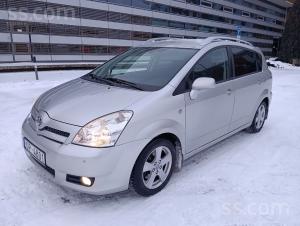 Pelēks Toyota Corolla Verso 2007 Rīga, ar dzinēja tilpumu 1.80 L un nobraukumu 347 tūkst. km par 2650 €, foto 3 vietnē AUTOMOTO.COM.LV