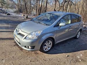 Pelēks Toyota Corolla Verso 2008 Viļņa, ar dzinēja tilpumu 1.80 L un nobraukumu 182 tūkst. km par 3750 €, foto 5 vietnē AUTOMOTO.COM.LV