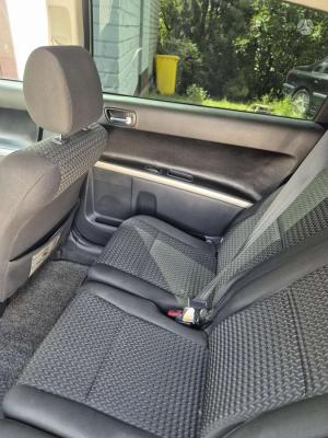 Pelēks Toyota Corolla Verso 2009 Mažeikiai, ar dzinēja tilpumu 2.20 L un nobraukumu 300 tūkst. km par 4100 €, foto 13 vietnē AUTOMOTO.COM.LV