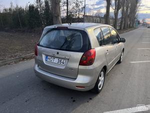 Серый Тойота Королла Версо 2002 в Паневежис, объемом двигателя 2.00 л и пробегом 366 тыс. км за 750 €, фото 7 на AUTOMOTO.COM.LV