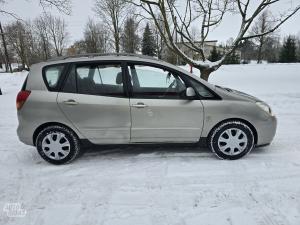 Pelēks Toyota Corolla Verso 2003 Radviliškis, ar dzinēja tilpumu 2.00 L un nobraukumu 312 tūkst. km par 1290 €, foto 11 vietnē AUTOMOTO.COM.LV