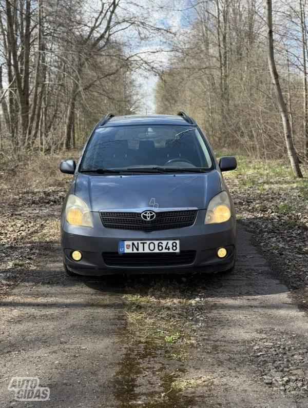 Pelēks Toyota Corolla Verso 2003 Vievis, ar dzinēja tilpumu 2.00 L un nobraukumu 340 tūkst. km par 450 €, foto 2 vietnē AUTOMOTO.COM.LV