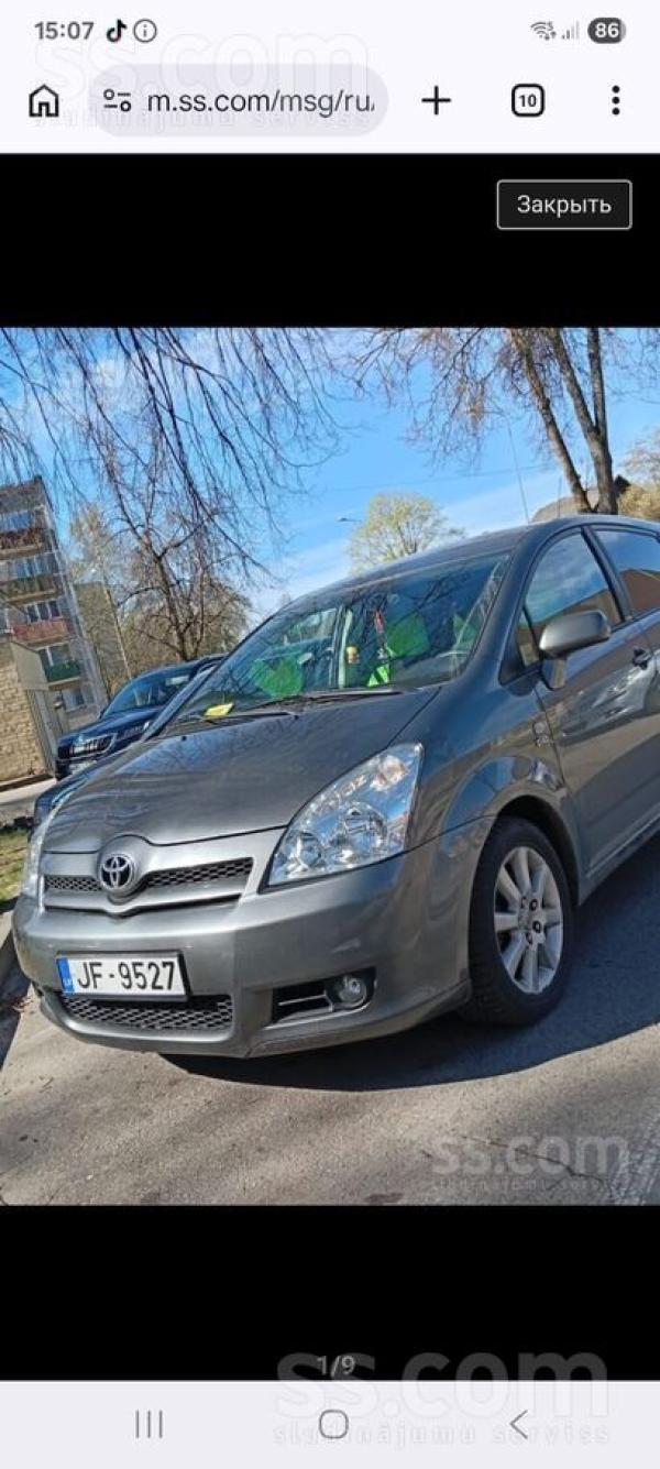 Pelēks Toyota Corolla Verso 2004 Daugavpils, ar dzinēja tilpumu 2.00 L un nobraukumu 380 tūkst. km par 1000 €, foto 3 vietnē AUTOMOTO.COM.LV