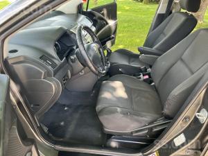 Pelēks Toyota Corolla Verso 2004 Rēzekne, ar dzinēja tilpumu 2.00 L un nobraukumu 380 tūkst. km par 2150 €, foto 11 vietnē AUTOMOTO.COM.LV