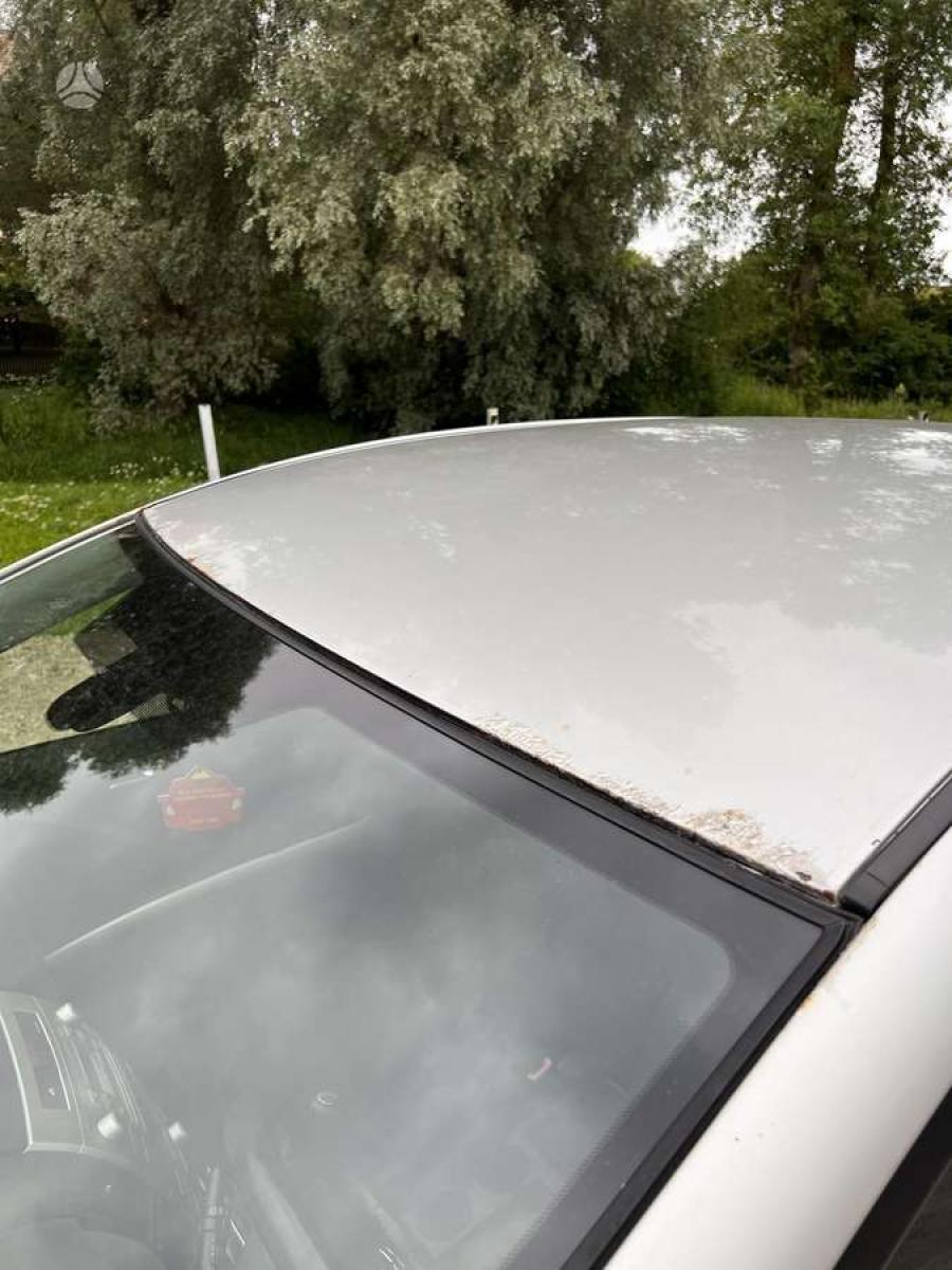 Pelēks Toyota Corolla Verso 2004 Panevēža, ar dzinēja tilpumu 2.00 L un nobraukumu 240 tūkst. km par 1500 €, foto 7 vietnē AUTOMOTO.COM.LV