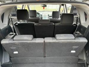 Grey Toyota Corolla Verso 2004 in Daugavpils, with an engine capacity of 2.00 L and mileage of 385 thousand km for 950 €, photo 25 on AUTOMOTO.COM.LV