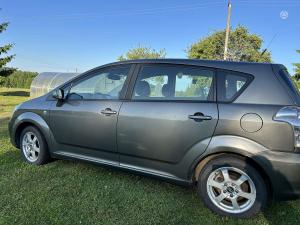 Pelēks Toyota Corolla Verso 2004 Prienai, ar dzinēja tilpumu 1.79 L un nobraukumu 210 tūkst. km par 2750 €, foto 12 vietnē AUTOMOTO.COM.LV