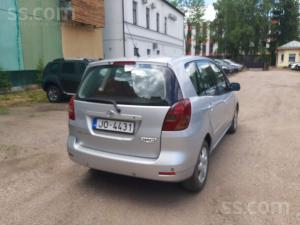 Pelēks Toyota Corolla Verso 2004 Daugavpils, ar dzinēja tilpumu 2.00 L un nobraukumu 0 tūkst. km par 1450 €, foto 9 vietnē AUTOMOTO.COM.LV