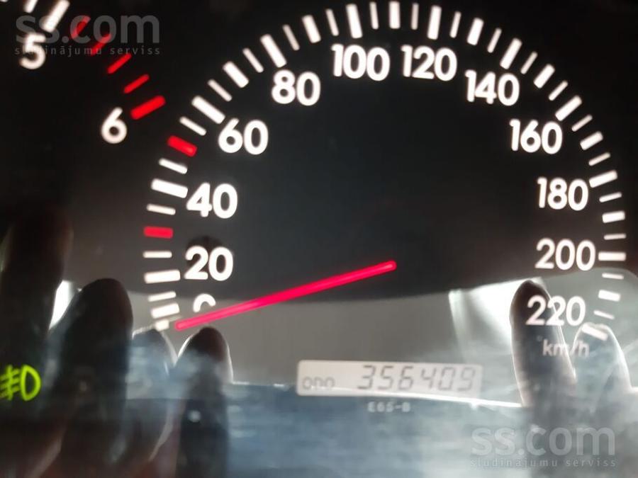 Pelēks Toyota Corolla Verso 2004 Daugavpils, ar dzinēja tilpumu 2.00 L un nobraukumu 0 tūkst. km par 1450 €, foto 15 vietnē AUTOMOTO.COM.LV