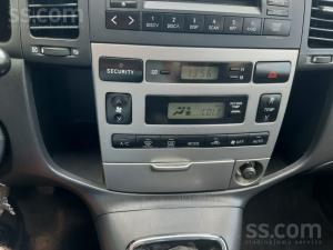 Pelēks Toyota Corolla Verso 2004 Daugavpils, ar dzinēja tilpumu 2.00 L un nobraukumu 0 tūkst. km par 1450 €, foto 17 vietnē AUTOMOTO.COM.LV
