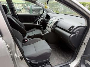 Pelēks Toyota Corolla Verso 2004 Viļņa, ar dzinēja tilpumu 2.00 L un nobraukumu 412 tūkst. km par 1500 €, foto 7 vietnē AUTOMOTO.COM.LV