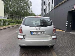 Pelēks Toyota Corolla Verso 2004 Viļņa, ar dzinēja tilpumu 2.00 L un nobraukumu 412 tūkst. km par 1500 €, foto 14 vietnē AUTOMOTO.COM.LV