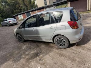 Grey Toyota Corolla Verso 2004 in Kaunas, with an engine capacity of 2.00 L and mileage of 285 thousand km for 749 €, photo 4 on AUTOMOTO.COM.LV