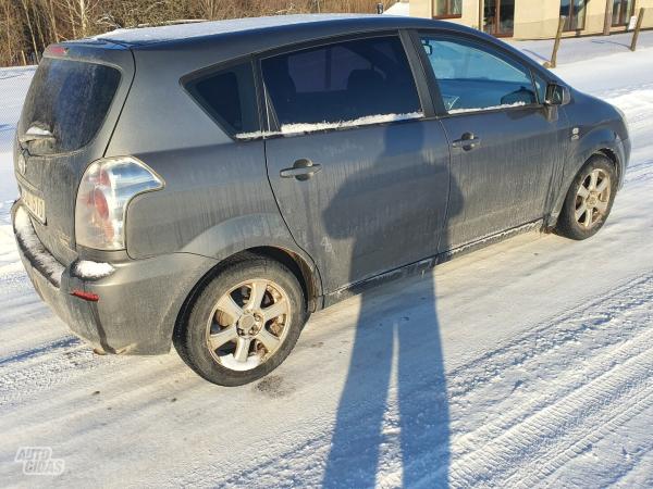 Grey Toyota Corolla Verso 2005 in Jurbarkas, with an engine capacity of 2.00 L and mileage of 348 thousand km for 1790 €, photo 7 on AUTOMOTO.COM.LV