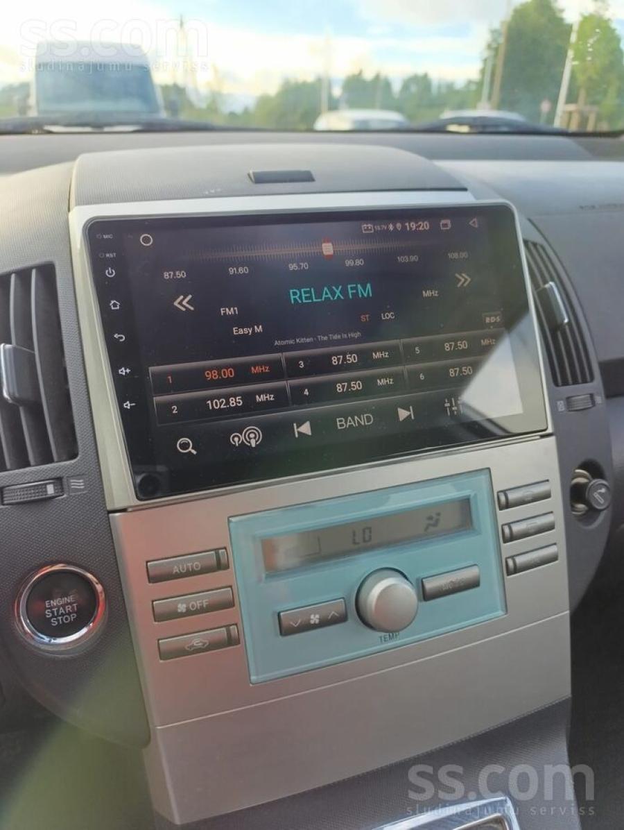 Pelēks Toyota Corolla Verso 2005 Jelgava, ar dzinēja tilpumu 2.20 L un nobraukumu 397 tūkst. km par 1700 €, foto 10 vietnē AUTOMOTO.COM.LV