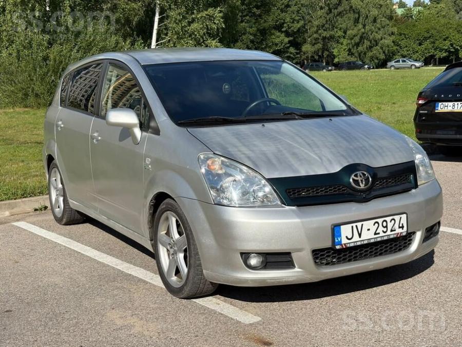 Pelēks Toyota Corolla Verso 2005 Rīga, ar dzinēja tilpumu 2.20 L un nobraukumu 348 tūkst. km par 1500 €, foto 7 vietnē AUTOMOTO.COM.LV