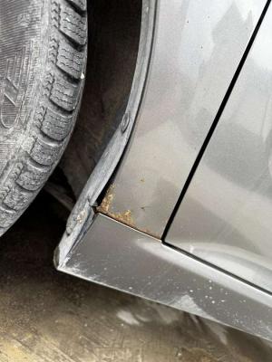 Pelēks Toyota Corolla Verso 2005 Akmenė, ar dzinēja tilpumu 2.00 L un nobraukumu 355 tūkst. km par 1000 €, foto 10 vietnē AUTOMOTO.COM.LV