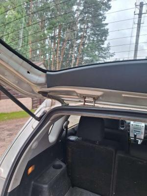 Pelēks Toyota Corolla Verso 2005 Kauņa, ar dzinēja tilpumu 2.00 L un nobraukumu 461 tūkst. km par 1200 €, foto  vietnē AUTOMOTO.COM.LV