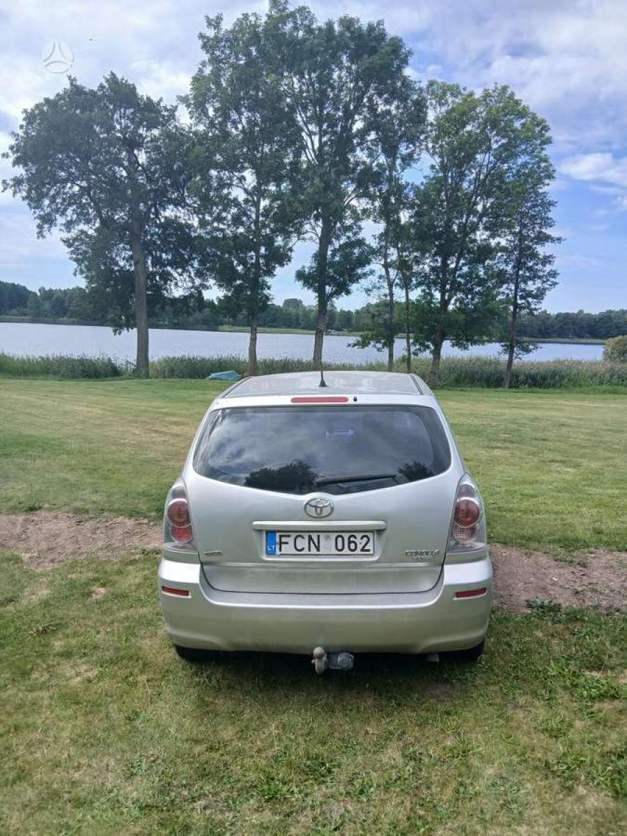 Pelēks Toyota Corolla Verso 2005 Molėtai, ar dzinēja tilpumu 2.00 L un nobraukumu 393 tūkst. km par 1650 €, foto 6 vietnē AUTOMOTO.COM.LV