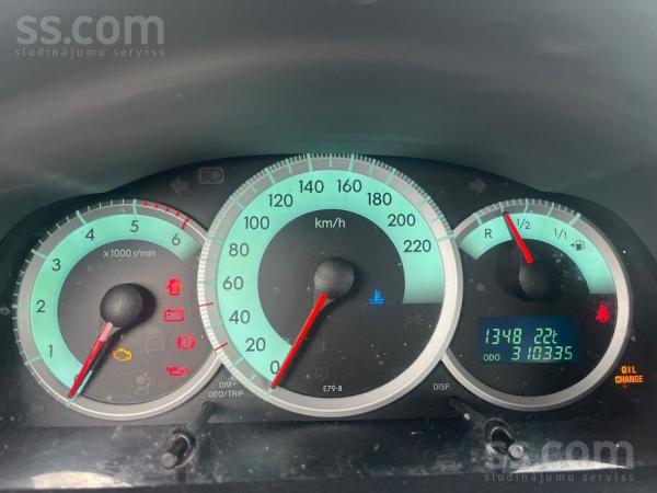 Тойота Королла Версо 2005 в Даугавпилс на AUTOMOTO.COM.LV Серый Тойота Королла Версо 2005 в Даугавпилс, объемом двигателя 2.00 л и пробегом 310 тыс. км за 2100 €, фото 5 на AUTOMOTO.COM.LV
