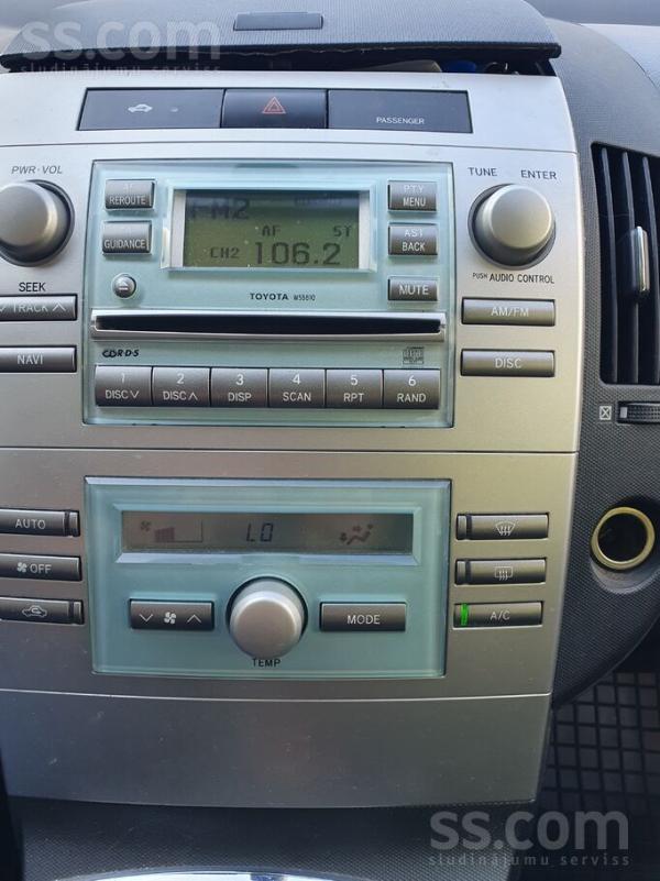 Toyota Corolla Verso 2005 Jūrmala vietnē Pelēks Toyota Corolla Verso 2005 Jūrmala, ar dzinēja tilpumu 1.80 L un nobraukumu 285 tūkst. km par 3390 €, foto 11 vietnē AUTOMOTO.COM.LV