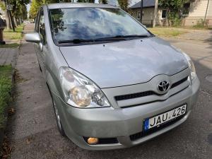 Pelēks Toyota Corolla Verso 2005 Alīta, ar dzinēja tilpumu 2.00 L un nobraukumu 371 tūkst. km par 1850 €, foto 5 vietnē AUTOMOTO.COM.LV