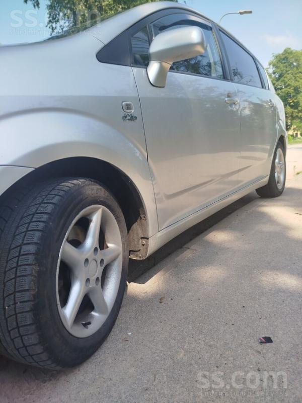 Серый Тойота Королла Версо 2005 в Прейли, объемом двигателя 2.00 л и пробегом 247 тыс. км за 1900 €, фото 6 на AUTOMOTO.COM.LV