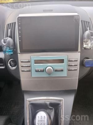 Pelēks Toyota Corolla Verso 2005 Preiļi, ar dzinēja tilpumu 2.00 L un nobraukumu 247 tūkst. km par 1900 €, foto 8 vietnē AUTOMOTO.COM.LV