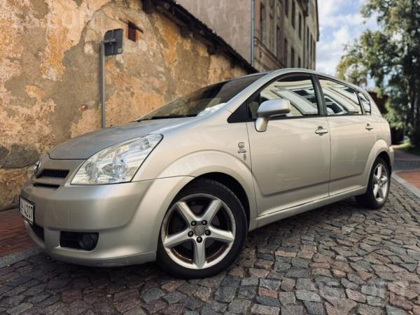 Toyota Corolla Verso 2005 CÄsis vietnÄ PelÄks Toyota Corolla Verso 2005 CÄsis, ar dzinÄja tilpumu 2.00 L un nobraukumu 0 tÅ«kst. km par 1490 ā¬, foto 5 vietnÄ AUTOMOTO.COM.LV