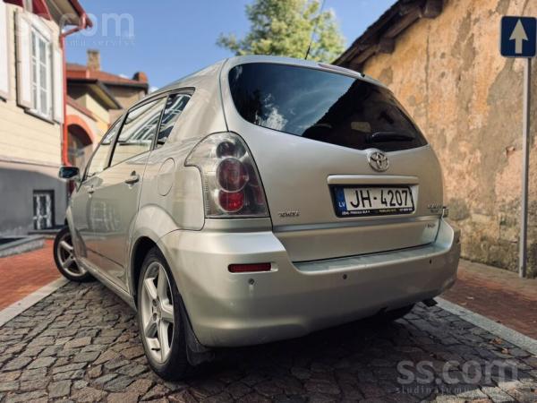 Toyota Corolla Verso 2005 CÄsis vietnÄ PelÄks Toyota Corolla Verso 2005 CÄsis, ar dzinÄja tilpumu 2.00 L un nobraukumu 0 tÅ«kst. km par 1490 ā¬, foto 8 vietnÄ AUTOMOTO.COM.LV