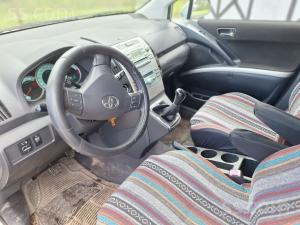 Pelēks Toyota Corolla Verso 2005 Kuldīga, ar dzinēja tilpumu 2.00 L un nobraukumu 323 tūkst. km par 670 €, foto 6 vietnē AUTOMOTO.COM.LV